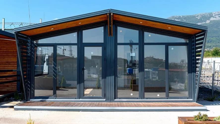 STEEL STRUCTURE PREFABRICATED HOUSE